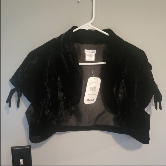 No Boundaries | Sweaters | Y2k Era Nwt Velvet Shrug | Poshmark